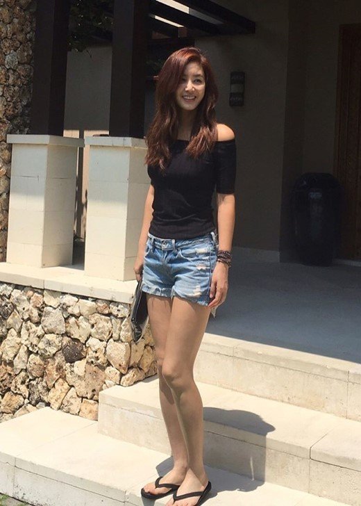 50대 여배우 몸매 클라스 커뮤니티 럭키월드