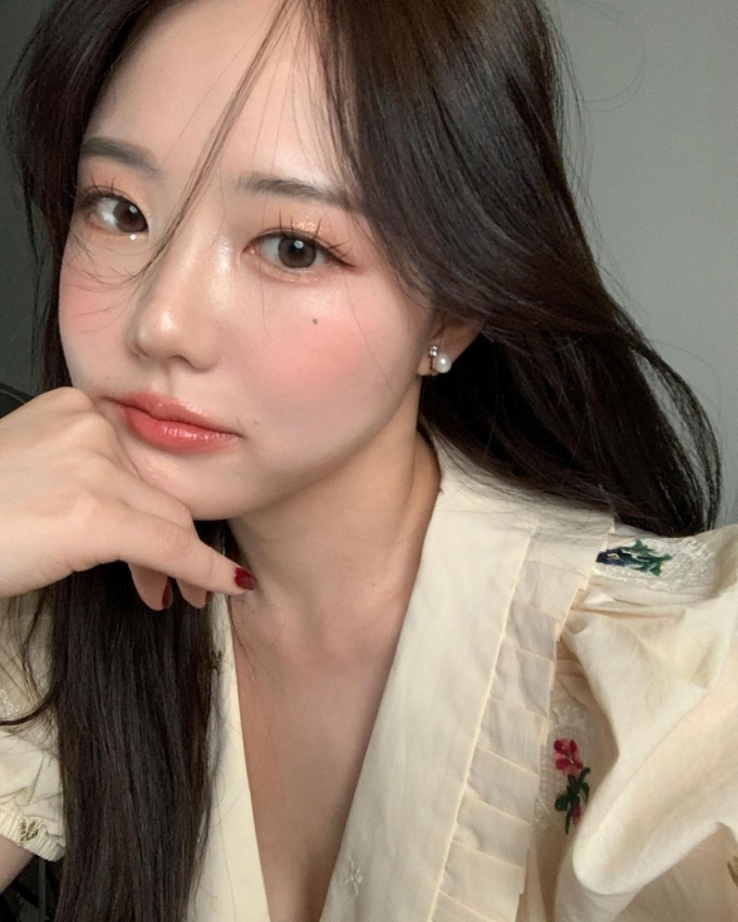 얼짱2 - 커뮤니티 - 럭키월드